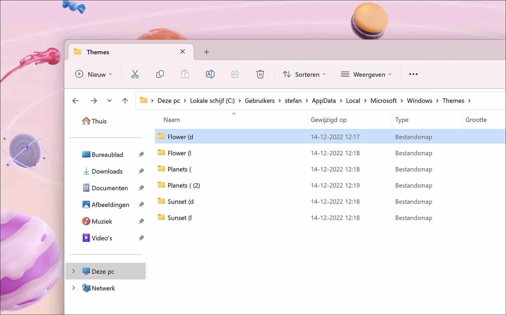 Verborgen Onderwijs thema's activeren in Windows 11